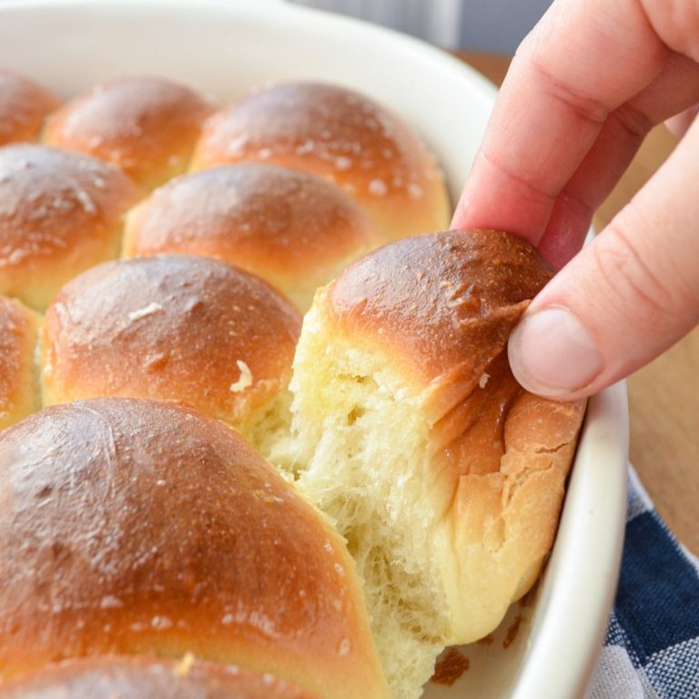 Snowflake Rolls {Quick Rise} - Little Home in the Making